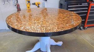 How to create an incredible penny table top - Home and Gardening Ideas
